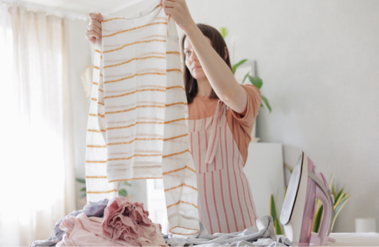 Steam Iron – Platinum Laundry
